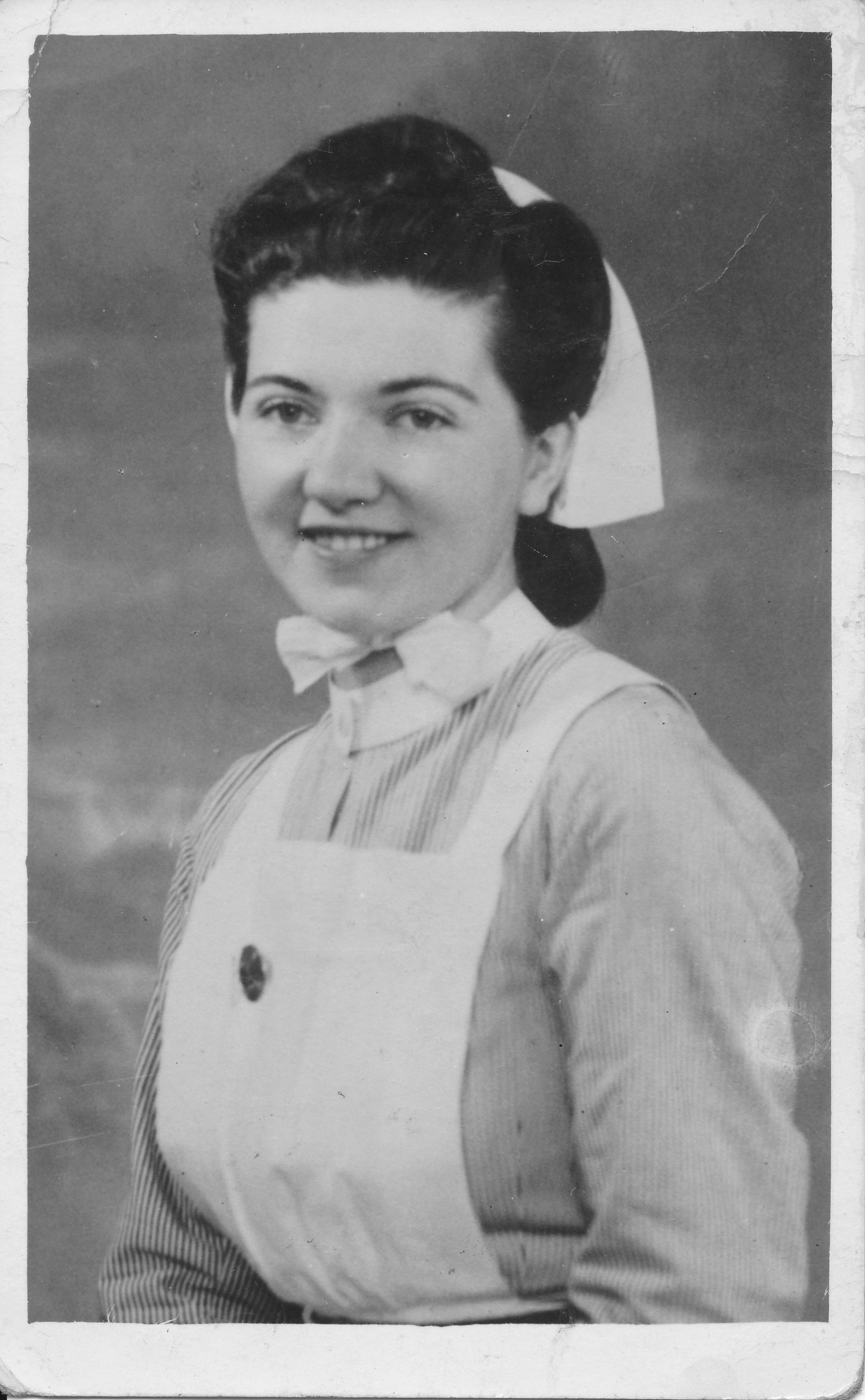 Irish nurses in wartime Britain: Mary Morris's diary / Our Migration Story
